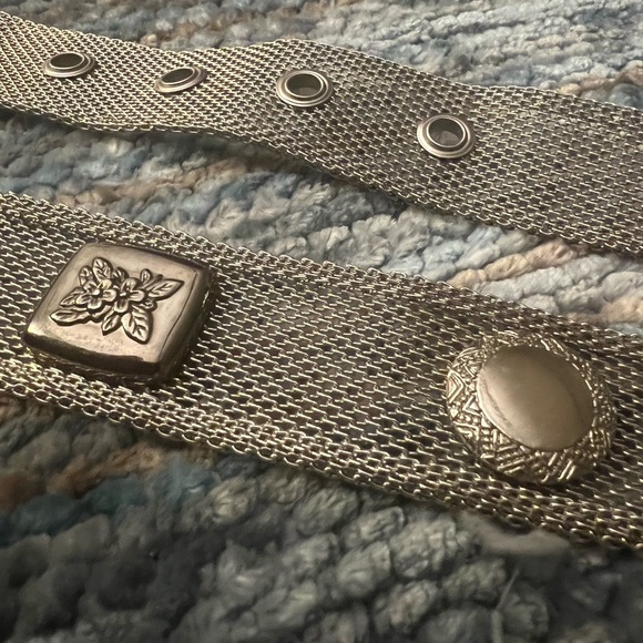 NoName | Accessories | Unique Vintage Silver Metal Mesh Belt With Flowers And Medallions Small ...